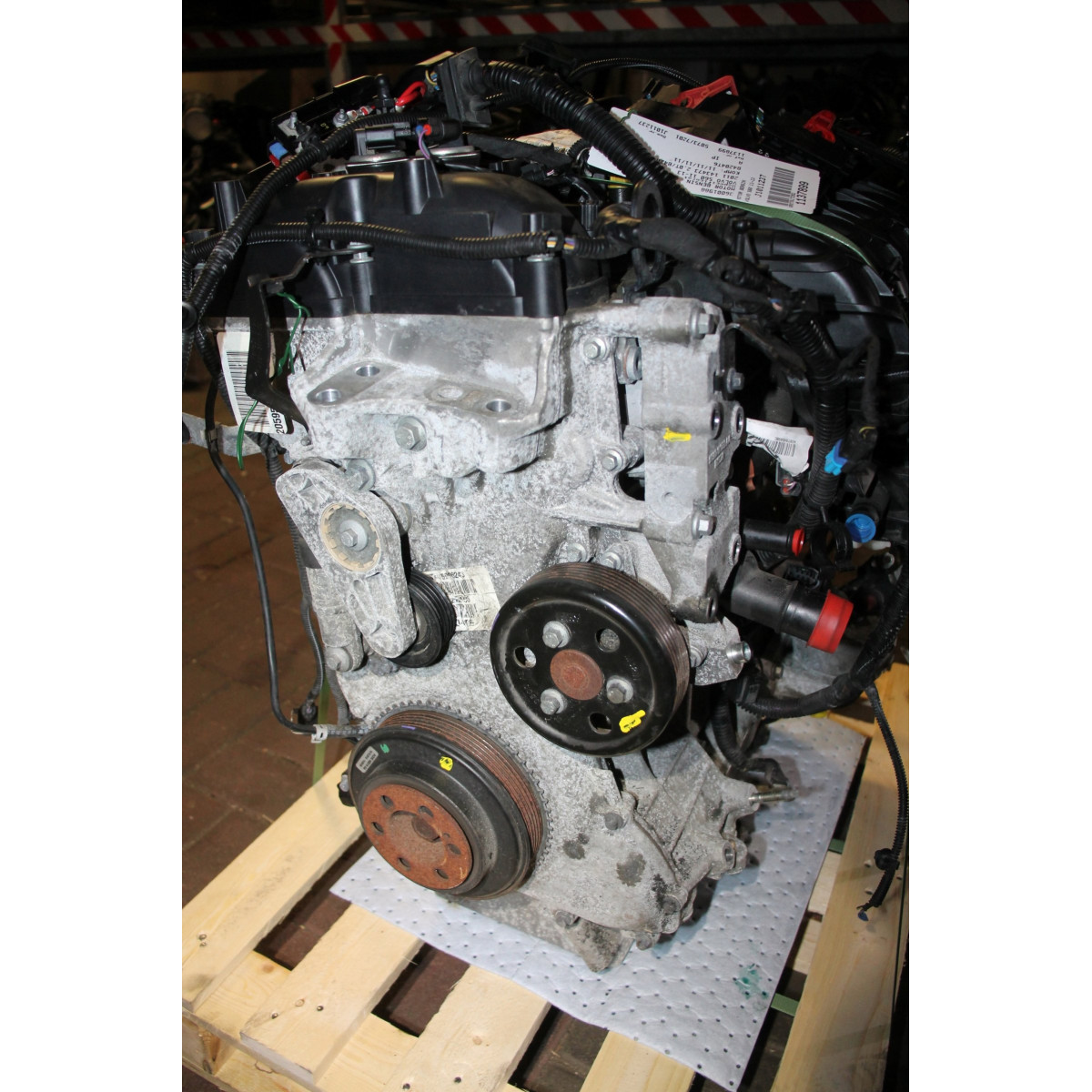 Двигун Ford S-MAX 2.0 EcoBoost TPWA в Україні. Купити двигун для авто в ...