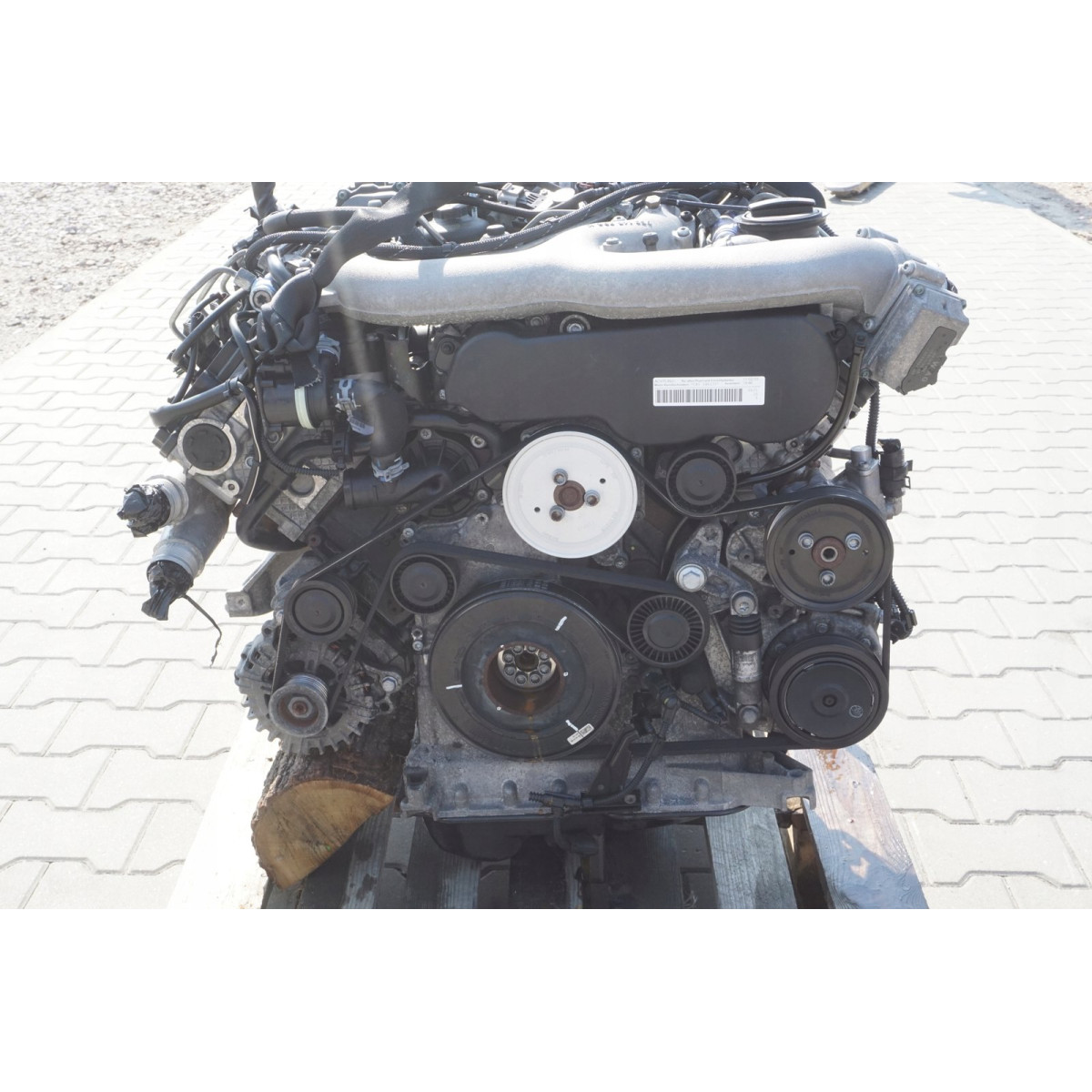 Двигун Volkswagen TOUAREG 3.0 V6 TDI CNRB в Україні. Купити двигун для ...