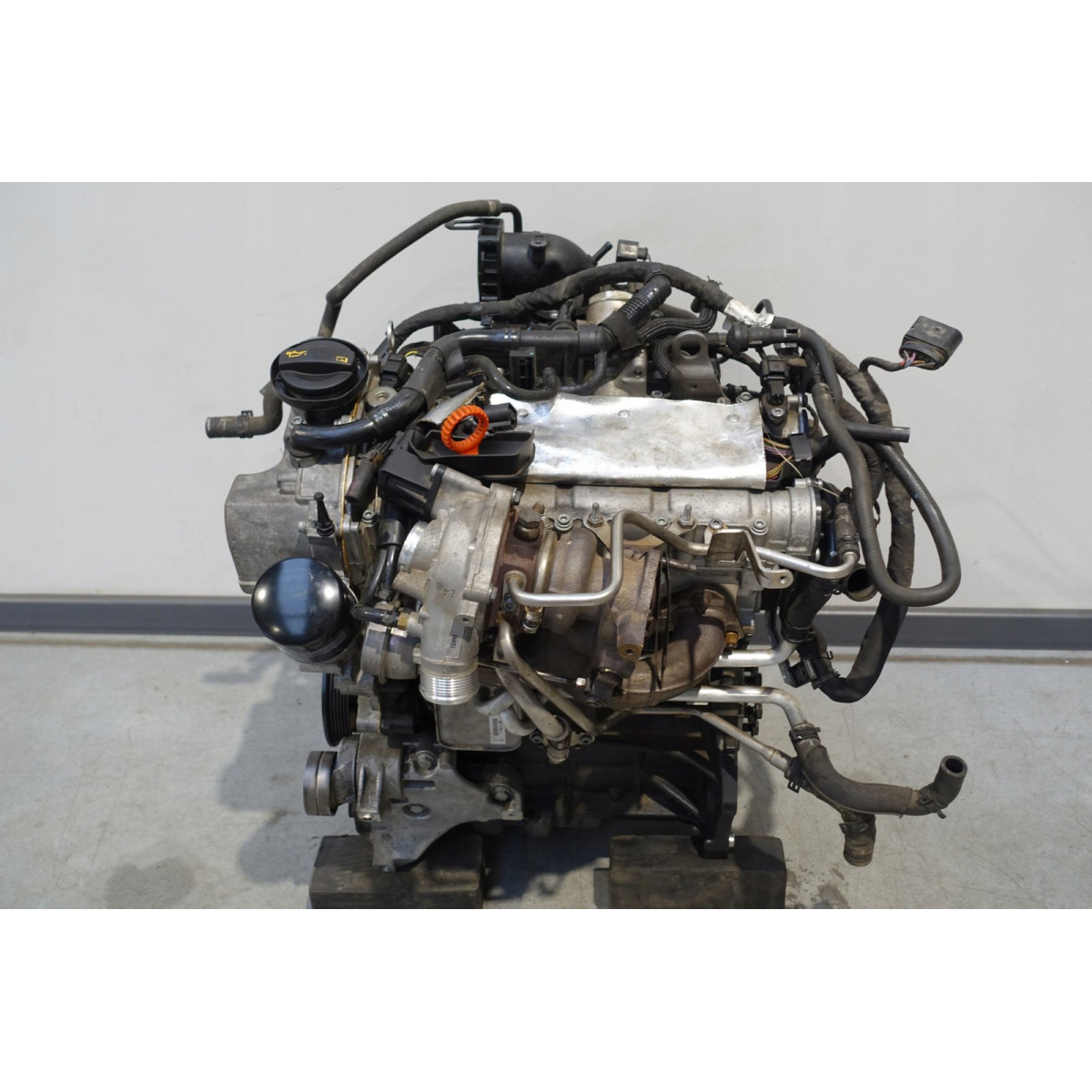 Двигун Volkswagen TOURAN 1.4 TSI CTHA CTHB CTHC CTHD CTHE в Україні ...